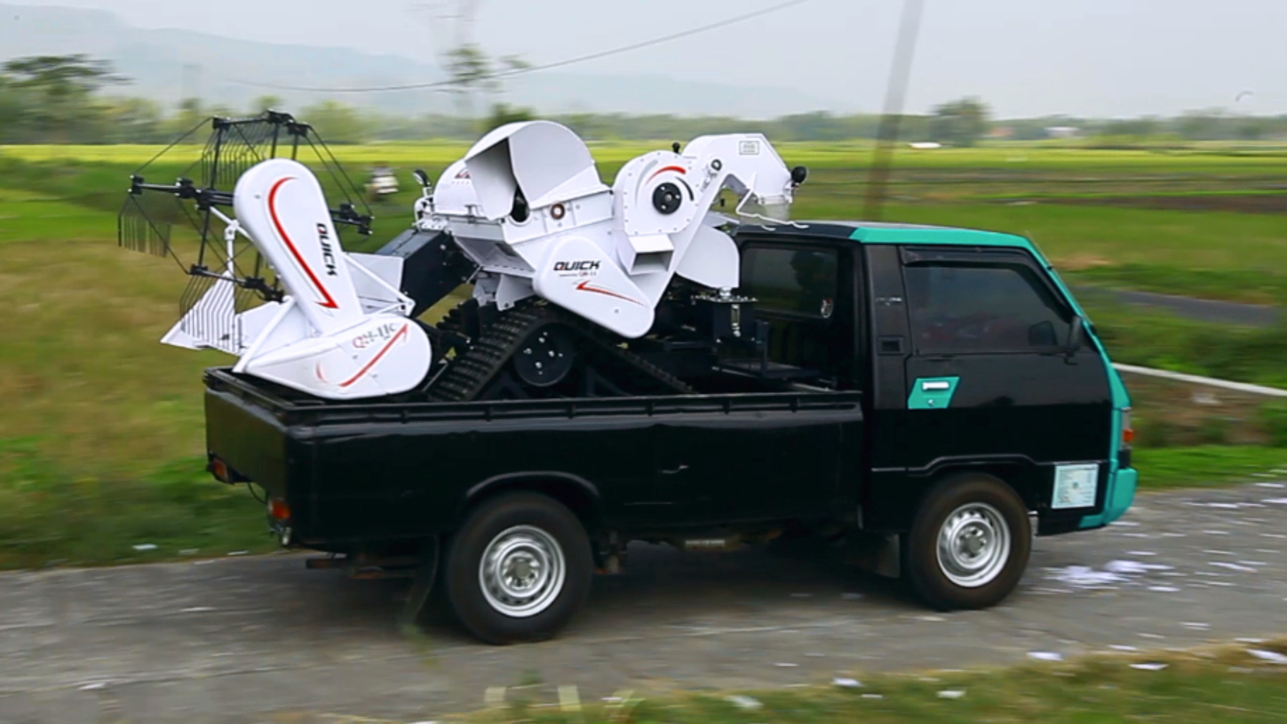 Combine Harvester | Quick Traktor